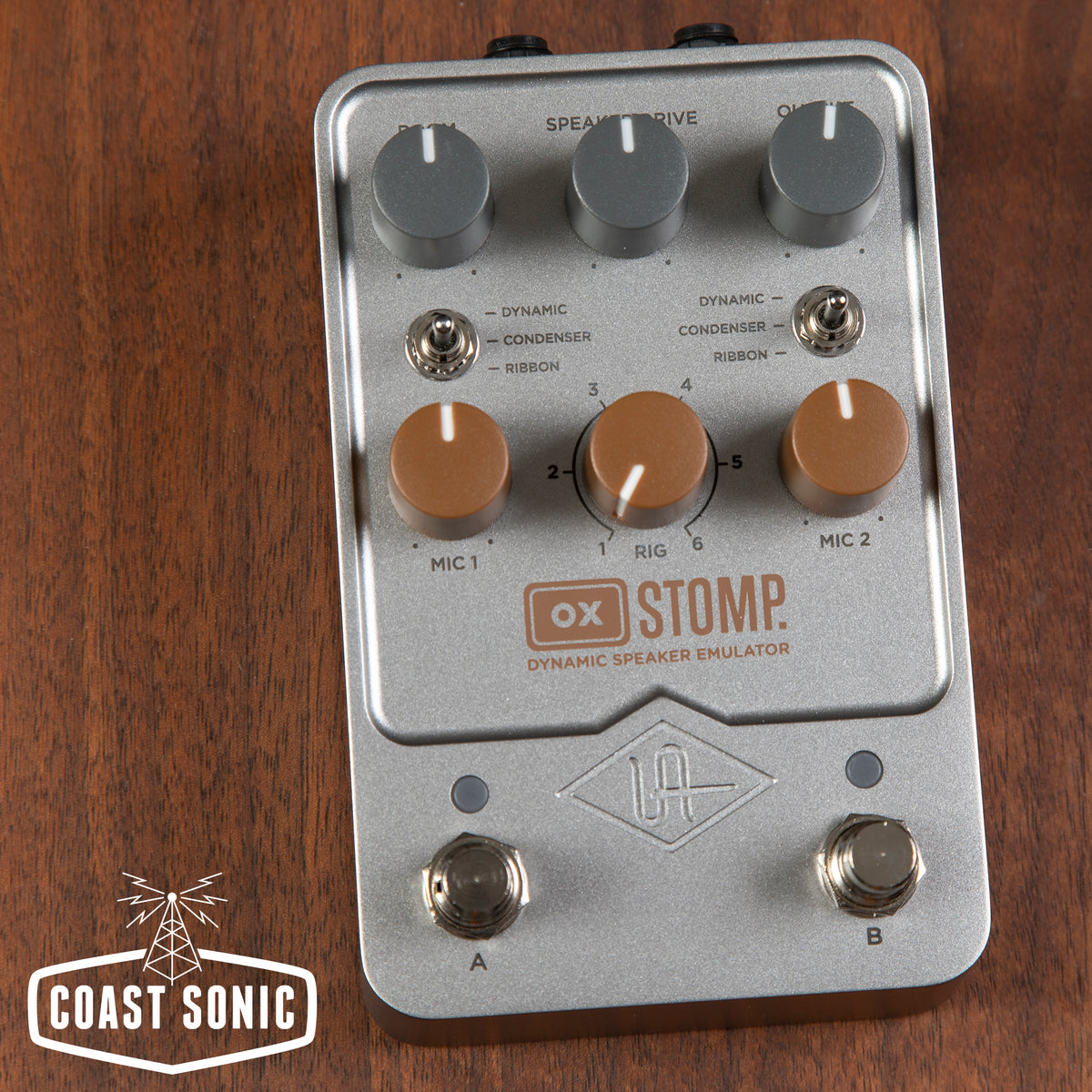 Universal Audio OX Stomp Dynamic Speaker Emulator – Coast Sonic